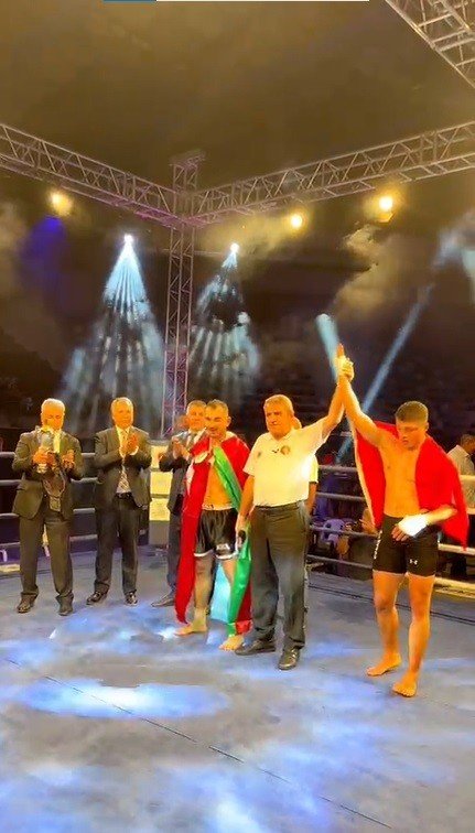 Sol Ayağını Hissetmediği Maçta Rakibini Nakavt Etti