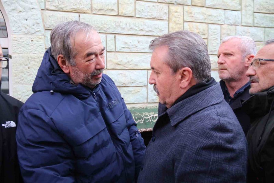 Depremde Hayatını Kaybeden Genç İcra Müdürü Eskişehir’de Toprağa Verildi