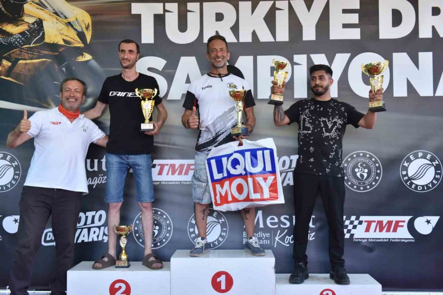Kepez’de Motodrag Şampiyonları Kupalarını Aldı